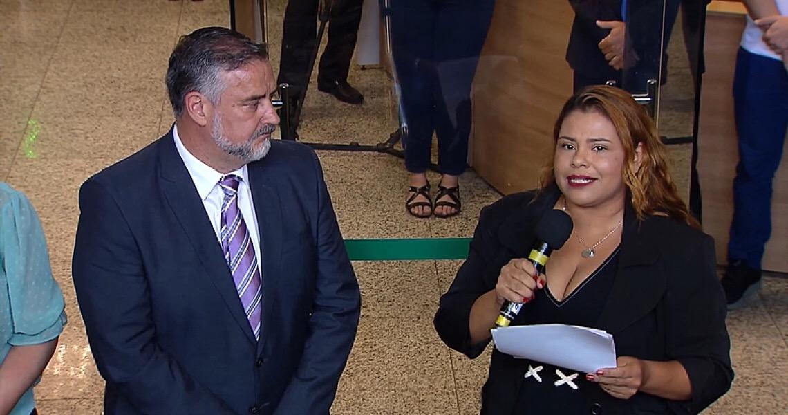 ContextoExato - Perseguida por gestão bolsonarista, jornalista Kariane ...